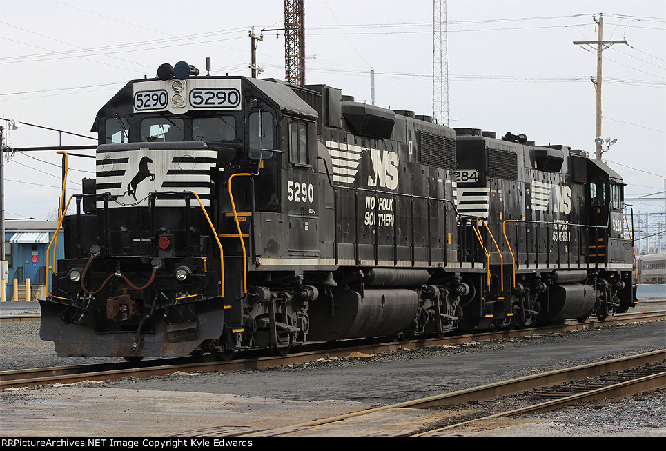 NS GP38-2 #5290